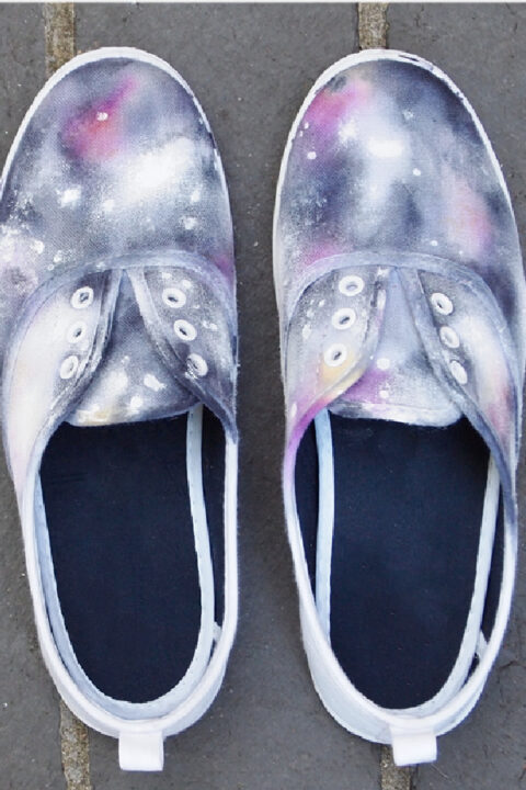 9 cool ways to DIY your white sneakers into something special