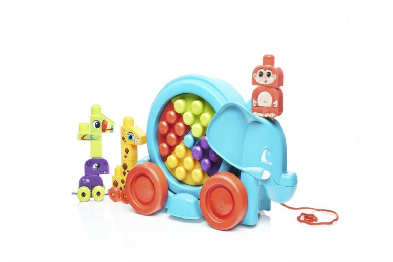 10 fun building sets for kids that make perfect holiday gifts