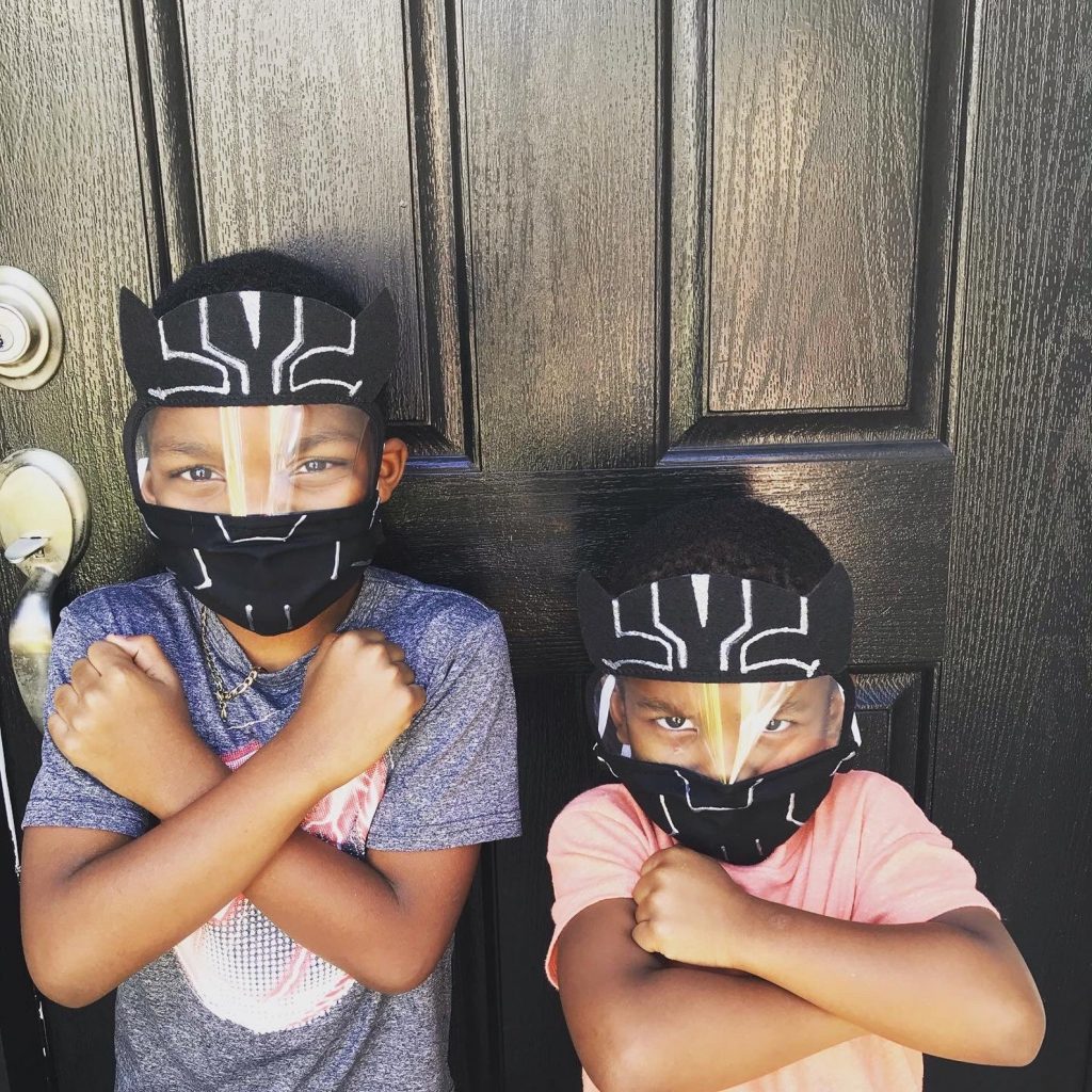 Clever ideas for Halloween costumes using face masks. (Because wear a ...